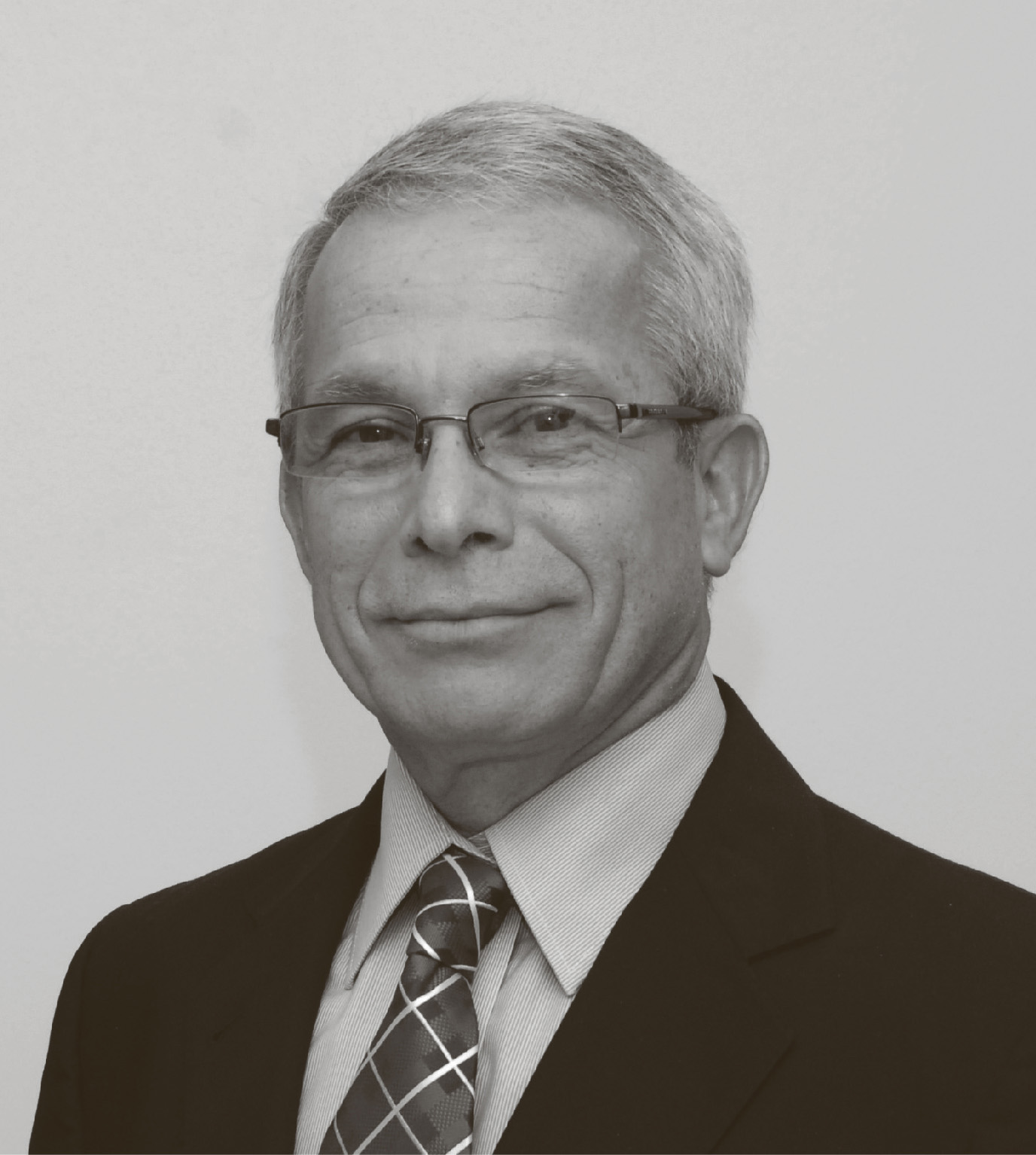 Miguel Muñoz - AASCU